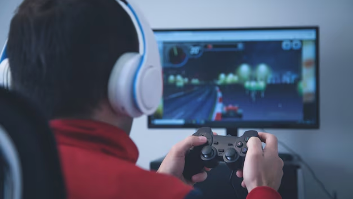 The Code Behind the Reels: Inside Online Game Development